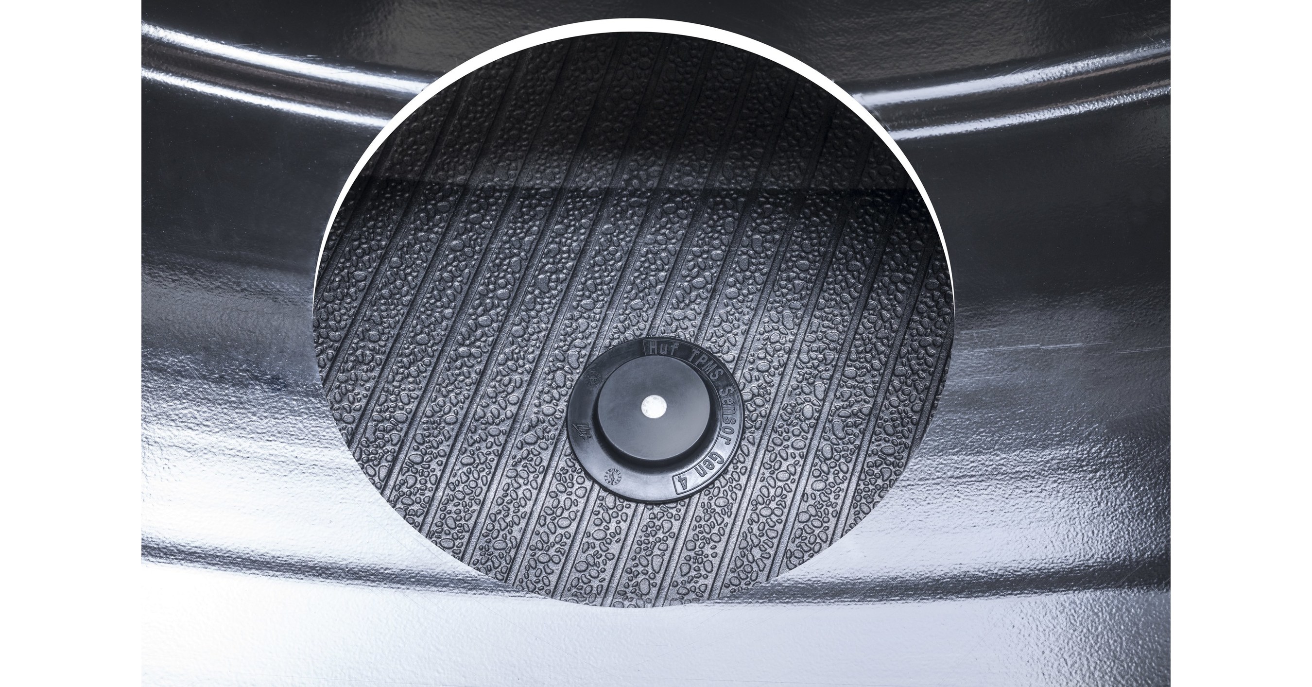 Goodyear Demonstrates its Intelligent Tire Prototype on the Road