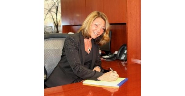 Amy Sklar is recognized by Continental Who's Who