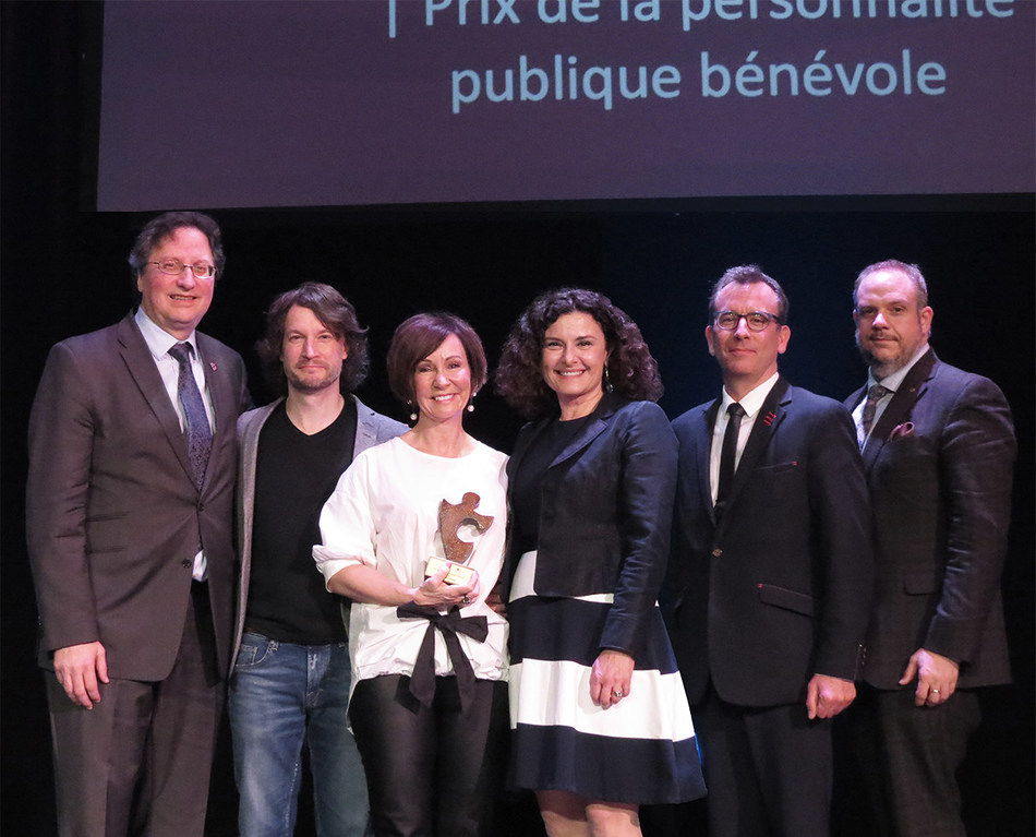 L'animatrice Josée Boudreault reçoit le Prix de la personnalité ...