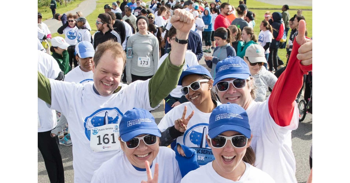 Federal Employees Gather for Public Service Recognition Week