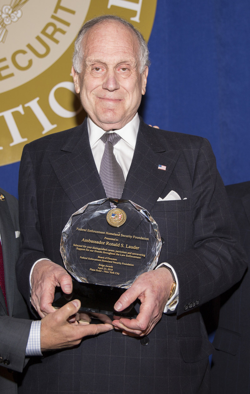 Leading Law Enforcement Group Honors Ronald S. Lauder