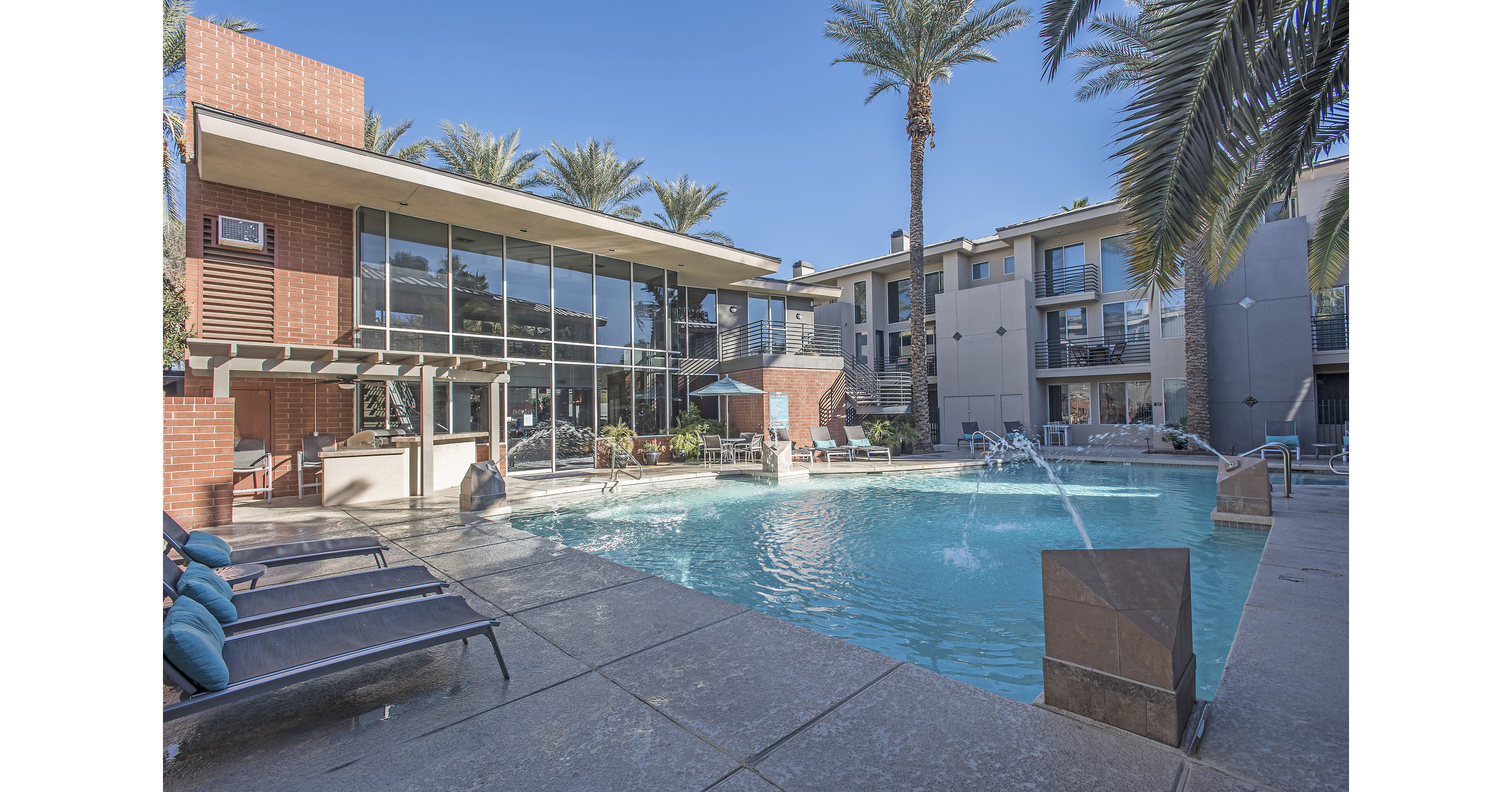 Security Properties Acquires Phoenix, AZ Pavilions on Central Apartments