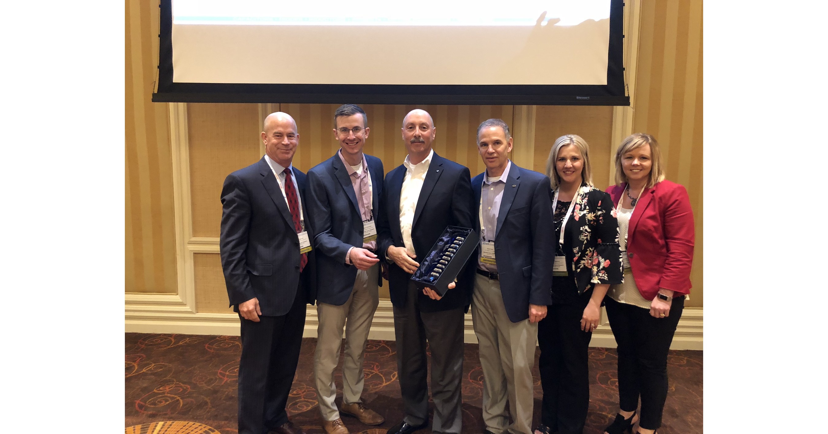 Vishay Honors Digi-Key with 2017 Catalog Distributor of the Year