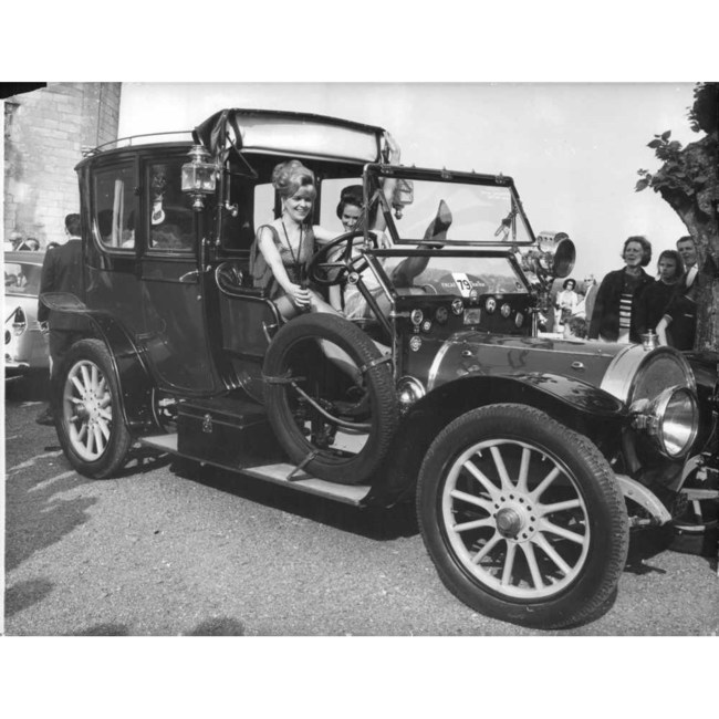 Icelandic Company IMS Vintage Photos Offering Rare Heritage Photos for ...