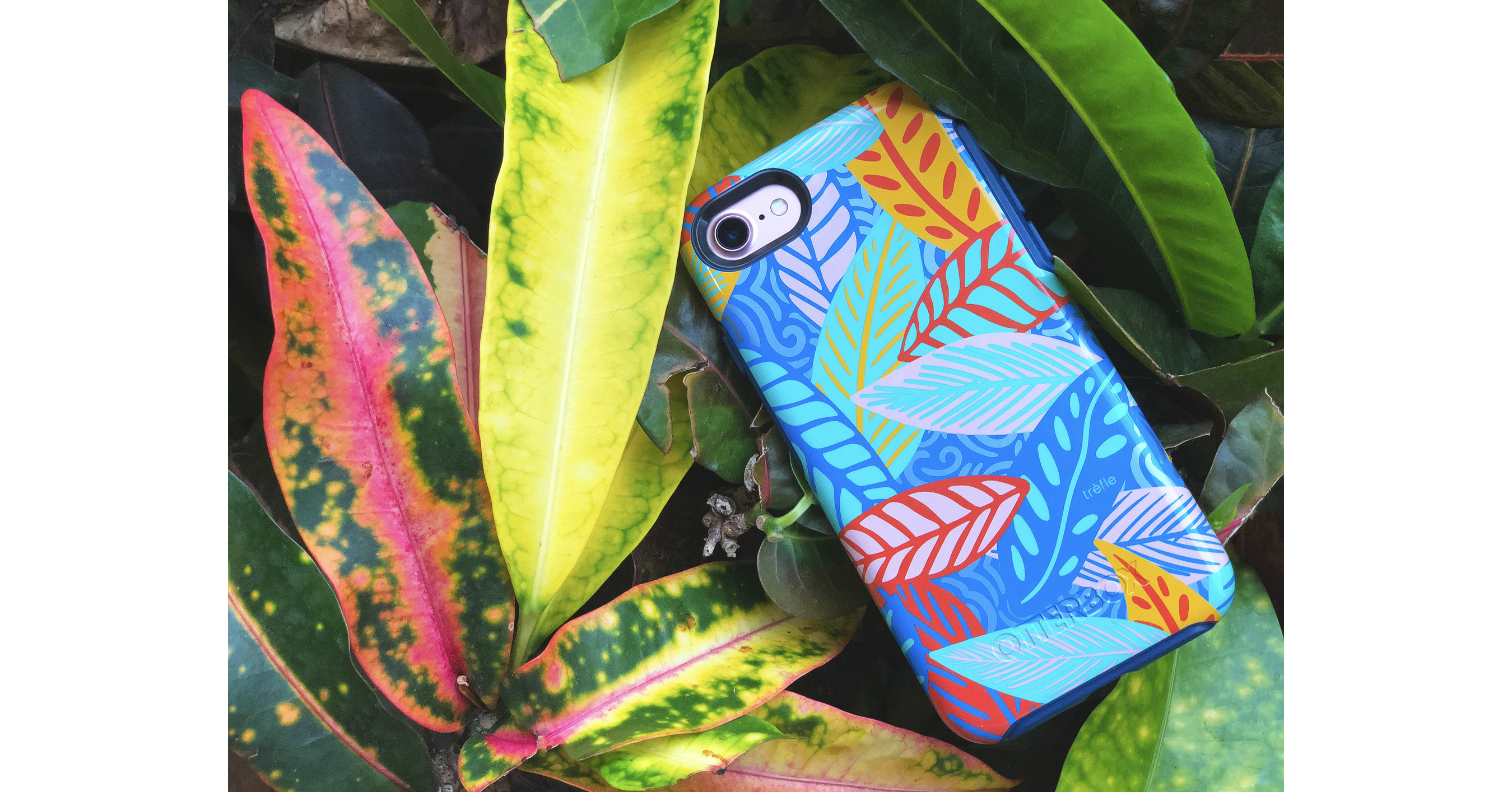 OtterBox Collaborates with Trèfle Designs on Summery Symmetry Series