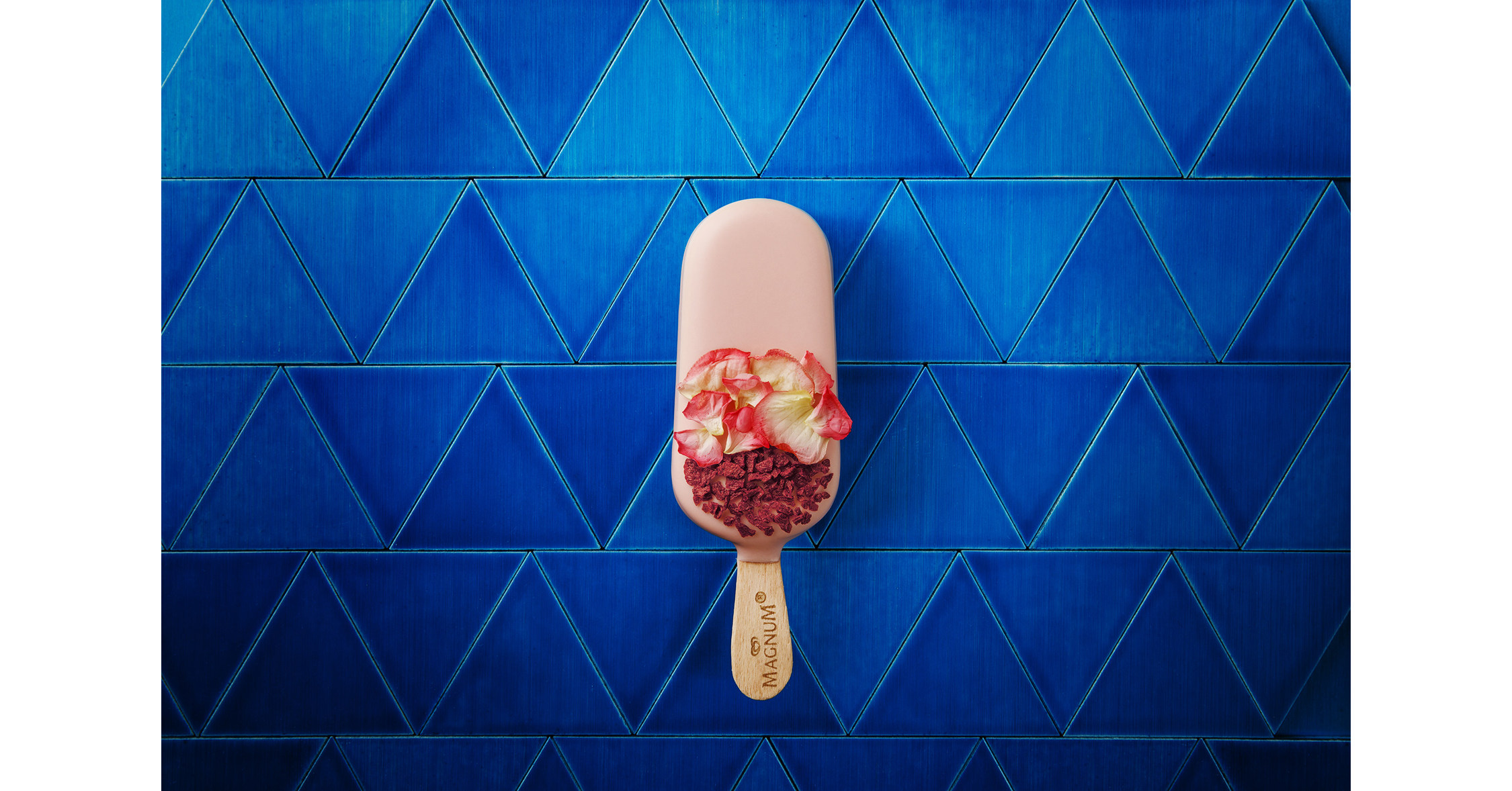 MAGNUM Ice Cream Brings Indulgent Dipping Bar Back to New York