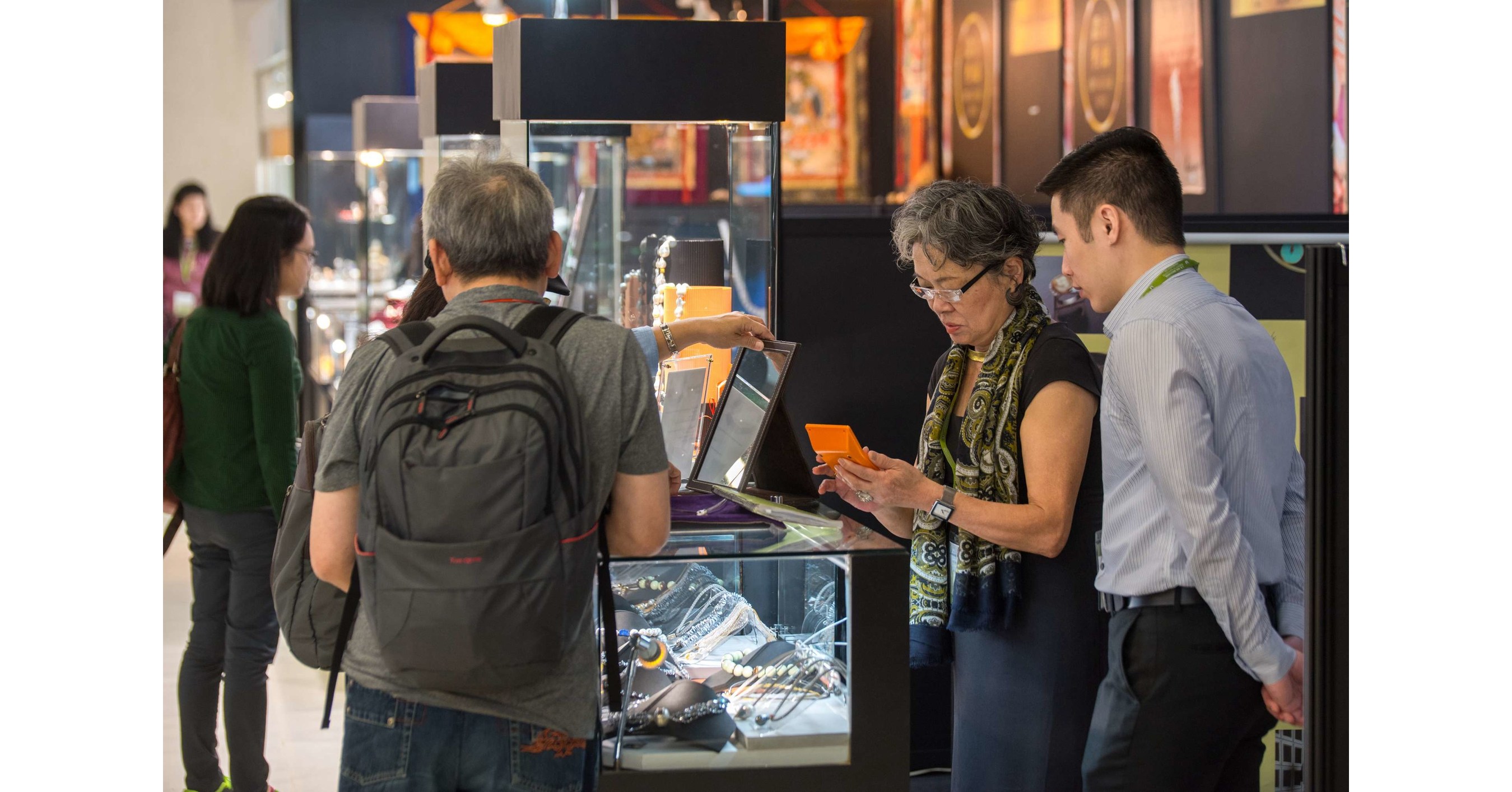 A Taste of Luxury: The New Era of Jewellery Design and Customisation ...