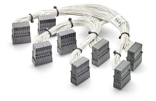 TE Connectivity debuts first right angle cabled backplane connectors