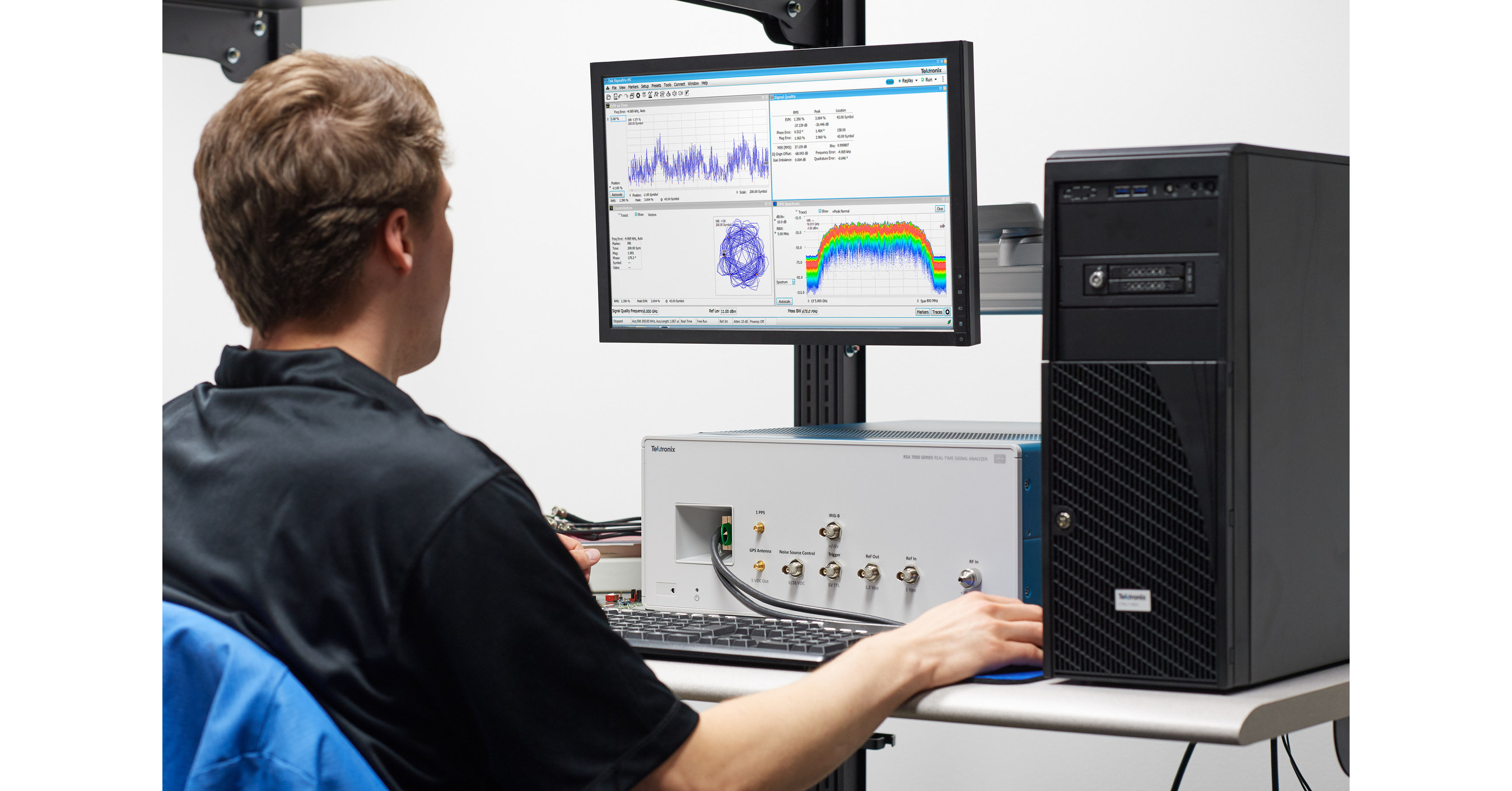 Tektronix Adds IQFlow™ to RSA7100A Wideband RF Signal Analyzer