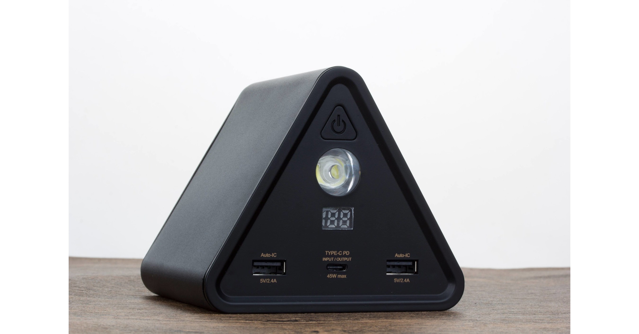 Power Mountain: The World's Fastest and Lightest 50000mAh Power Bank ...