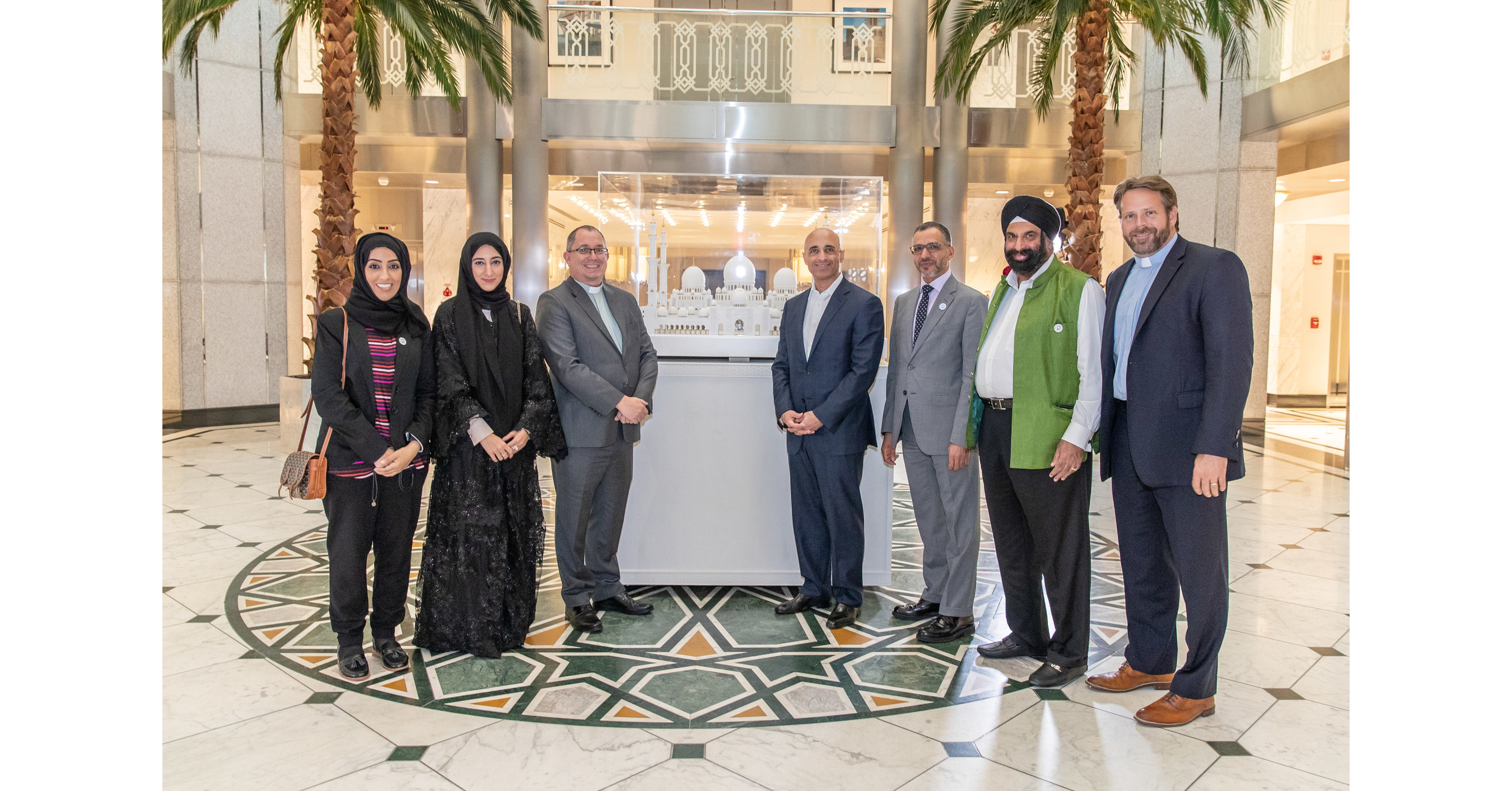 UAE Delegation Presents Sheikh Zayed Mosque Model to UAE Embassy in ...