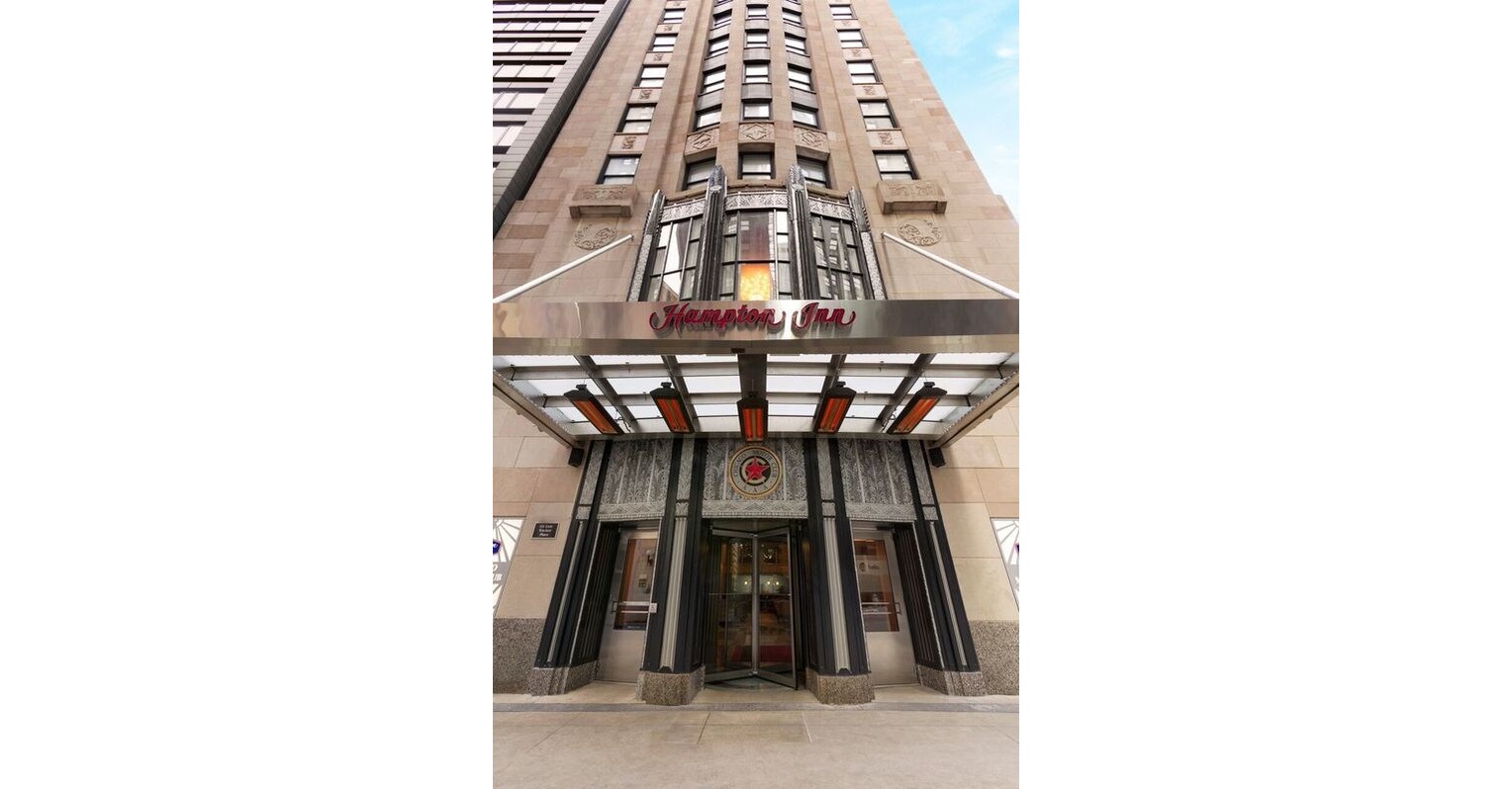 Interstate Hotels & Resorts Unveils Two Newly Acquired Premium Chicago ...