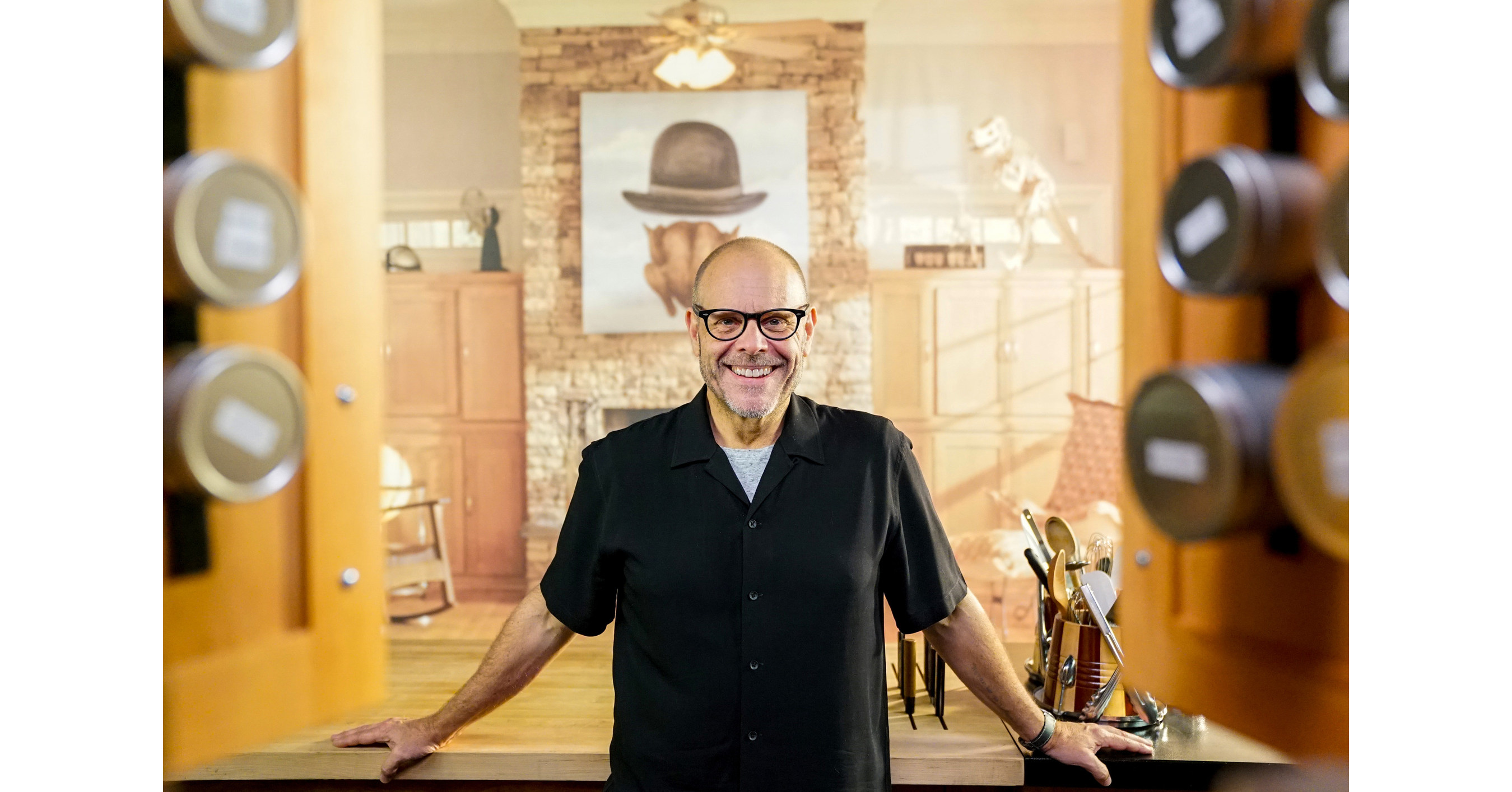 Alton Brown Updates Classic Episodes Of Good Eats With New Scenes, New ...