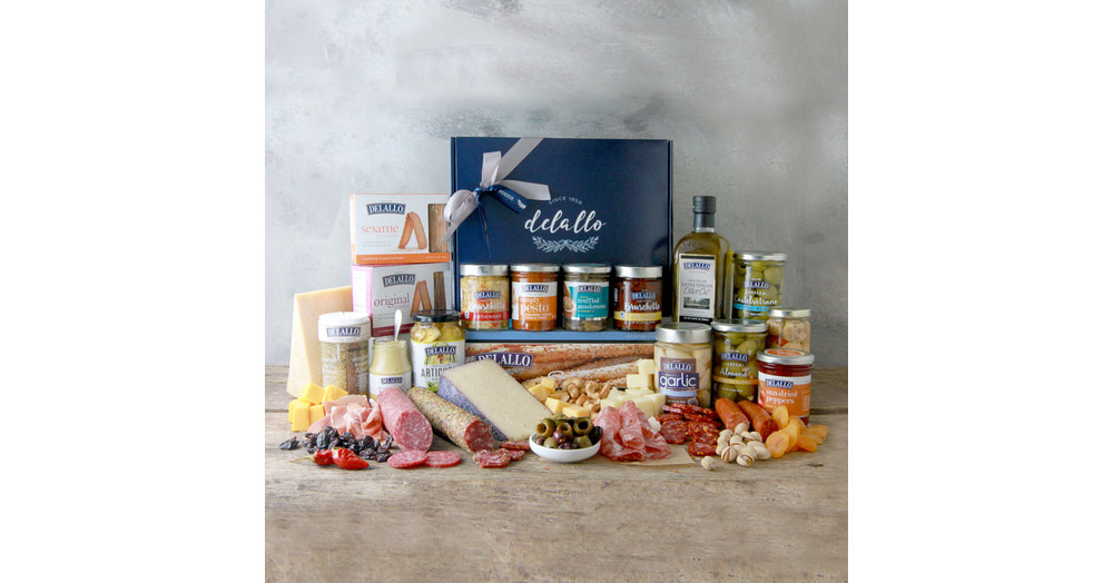 DeLallo Launches Cheese Board Gift Collections for the 2018 Holiday Season