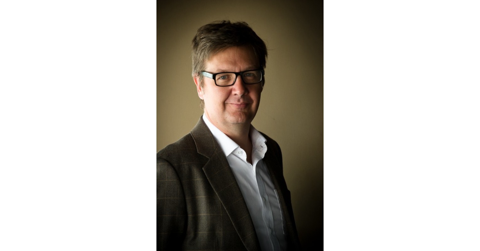 Bombay Sour Teams Up With Oscar Winner Simon Egan to Launch World's ...