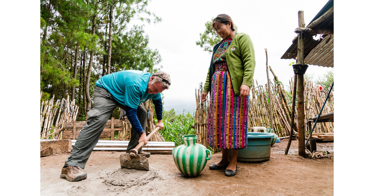 Volunteers from Technology Company, Viv, Provide Clean Cookstoves to ...