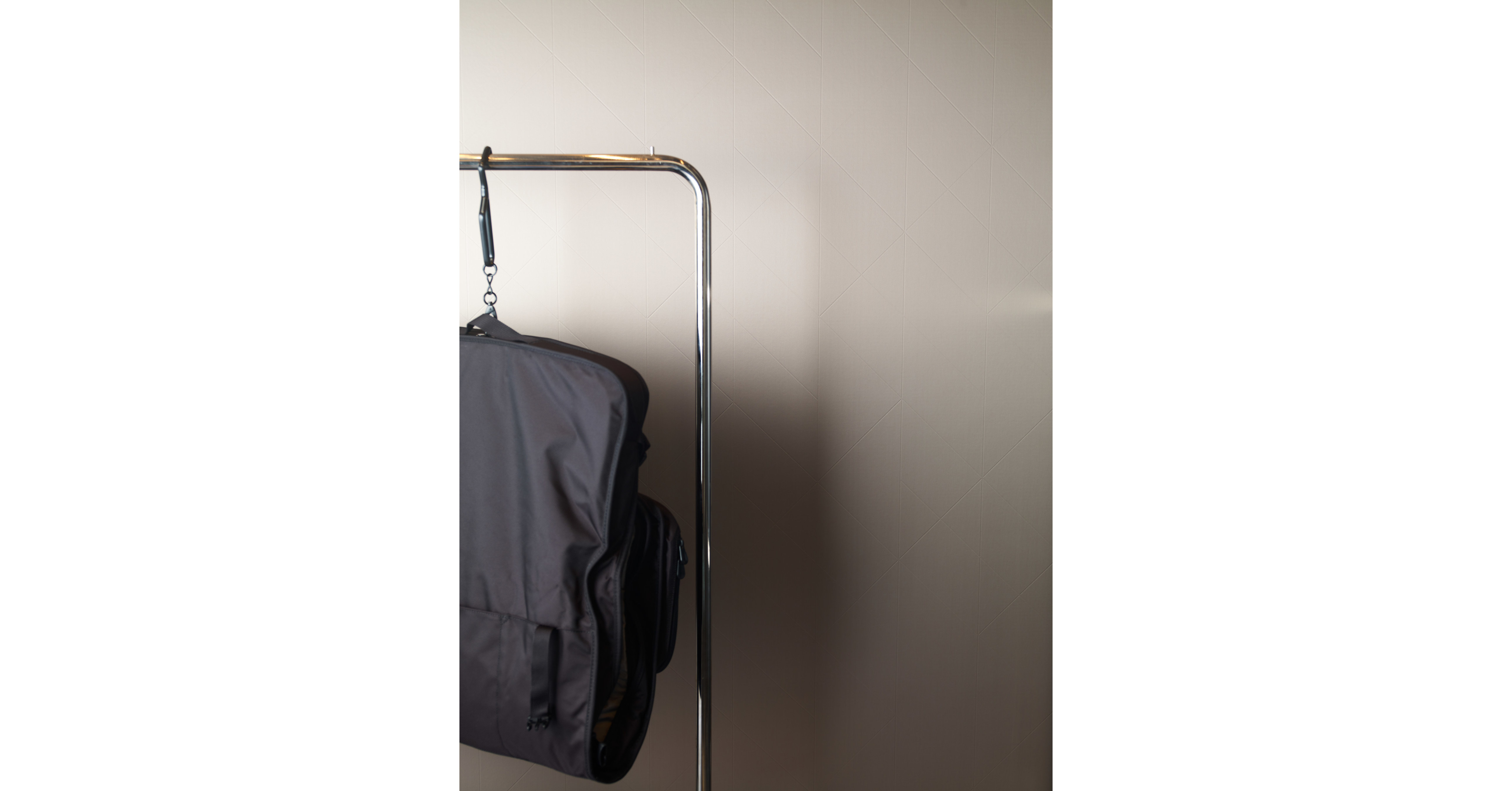 Formica Corporation Introduces New Luxe Metal Laminate Designs