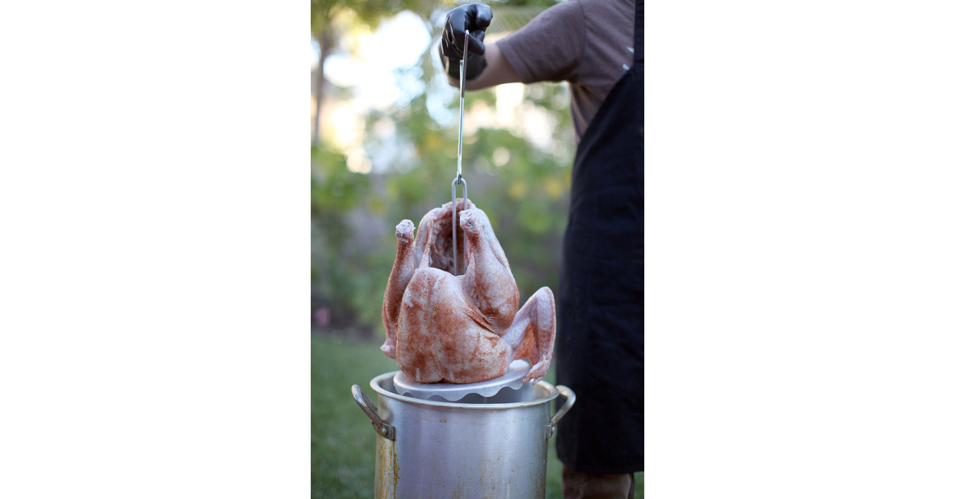 Seven Safety Tips for Turkey Fryers