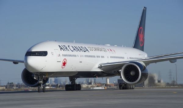 Air Canada Proudly Flies the Flag in Support of Calgary’s Bid for the ...