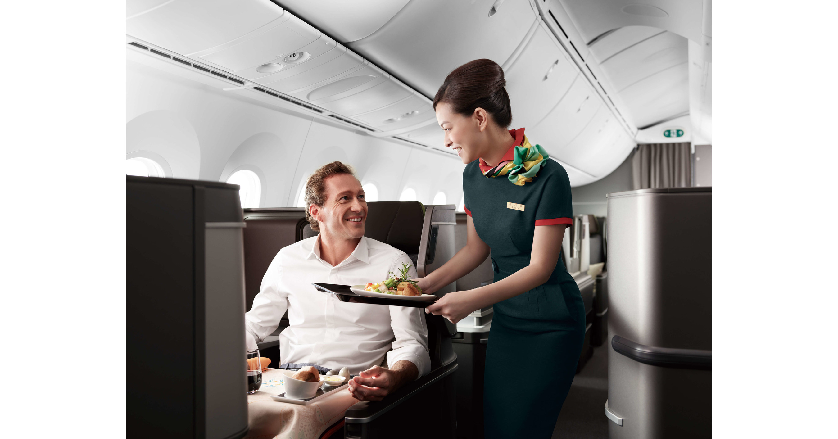 EVA Wins AirlineRatings' Excellence Awards in Two Areas