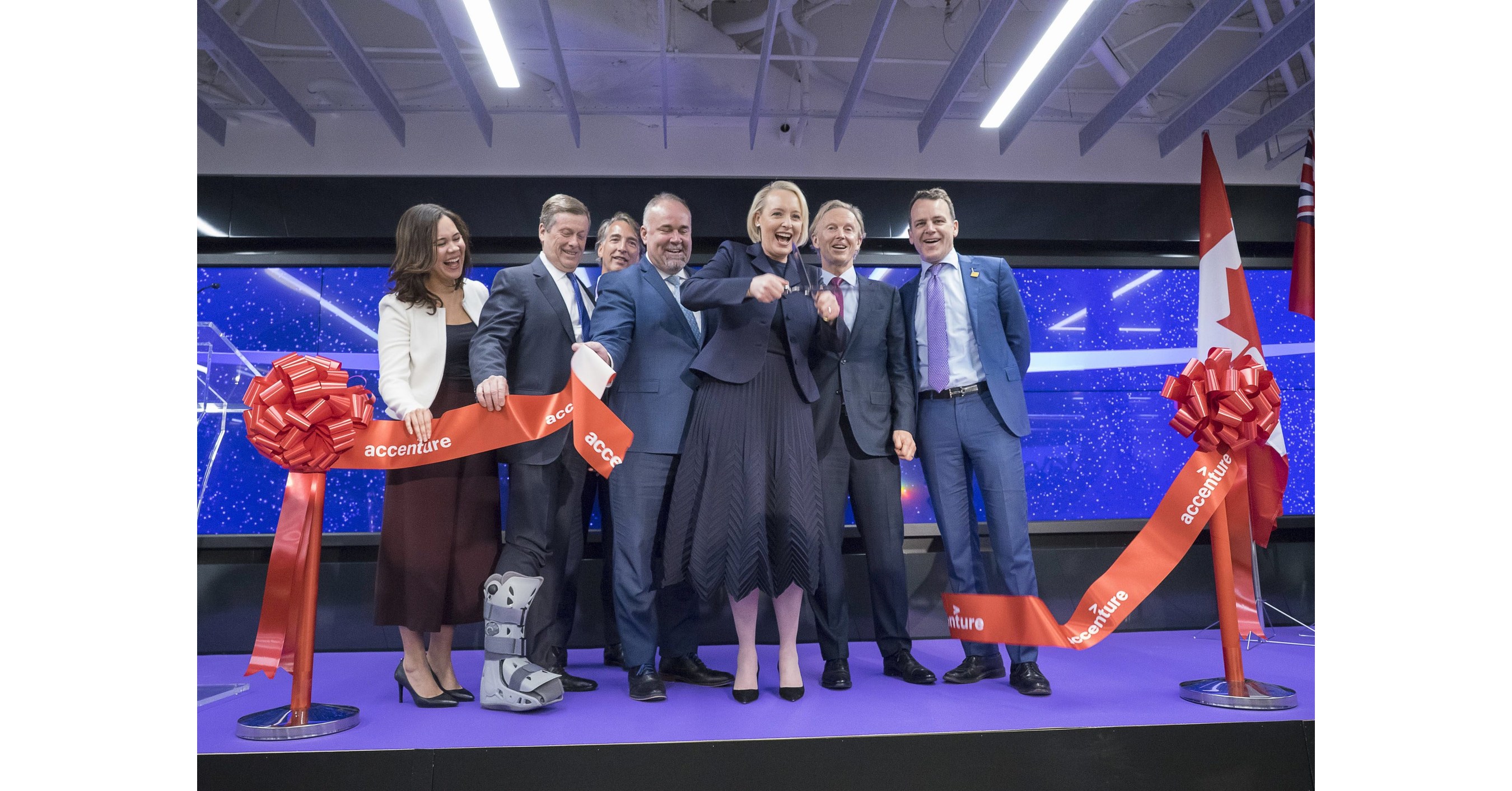 Accenture Opens Canada Innovation Hub in Toronto to Help Clients ...