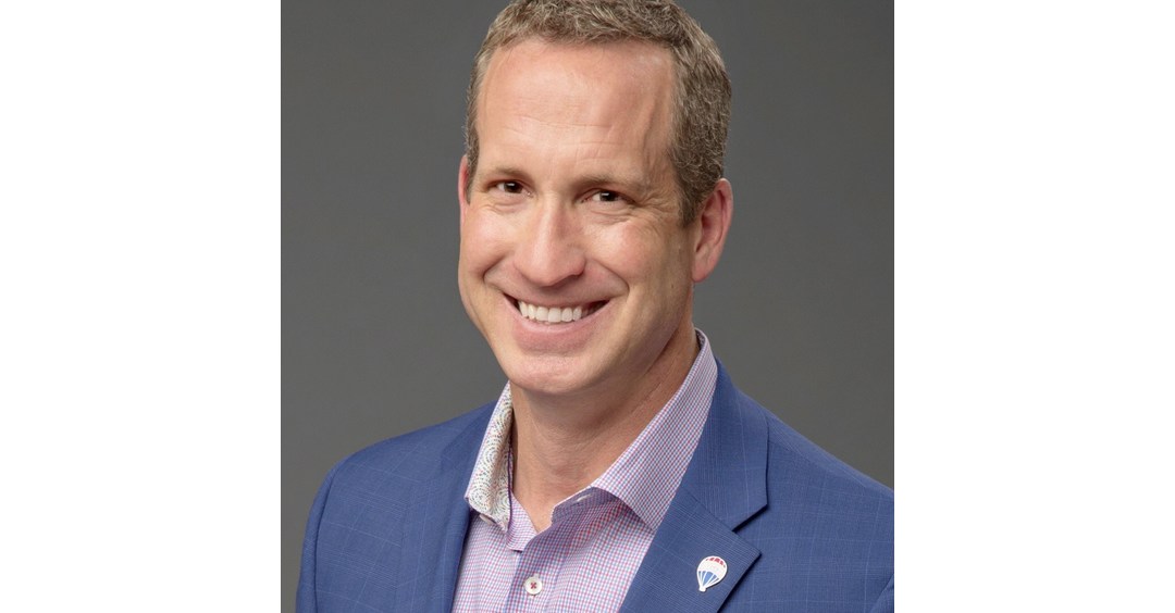 Adam Contos Joins RE/MAX Holdings Board of Directors