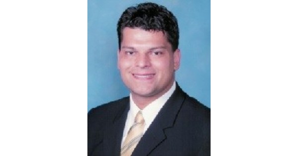 Dr. M. Christopher MacLaren is recognized by Continental Who's Who