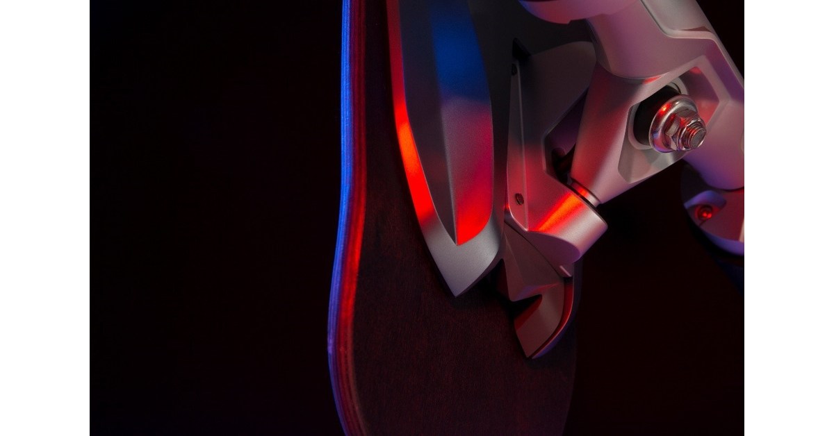 Walnut Technology's SPECTRA X - A truly shareable electric skateboard ...