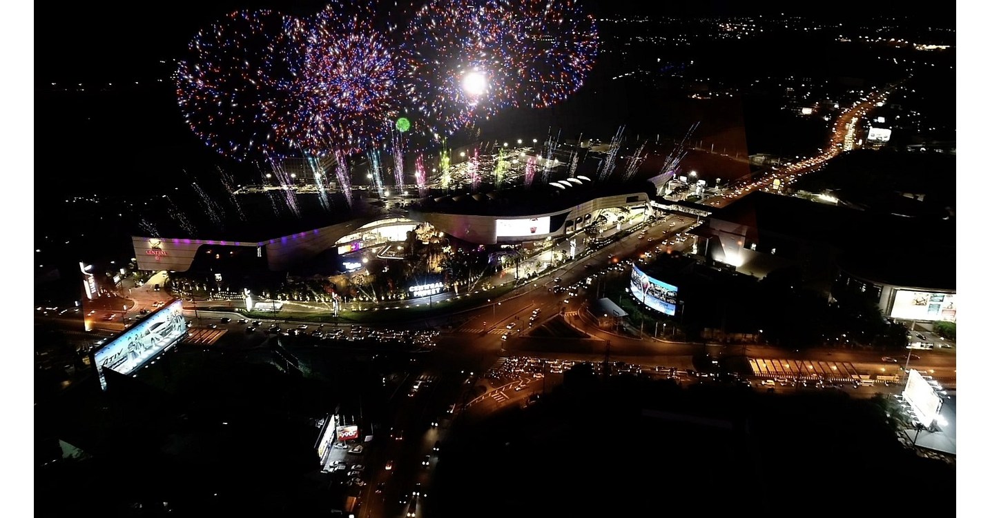 Thailand Pins World Countdown Landmark in Heart of Bangkok at ...