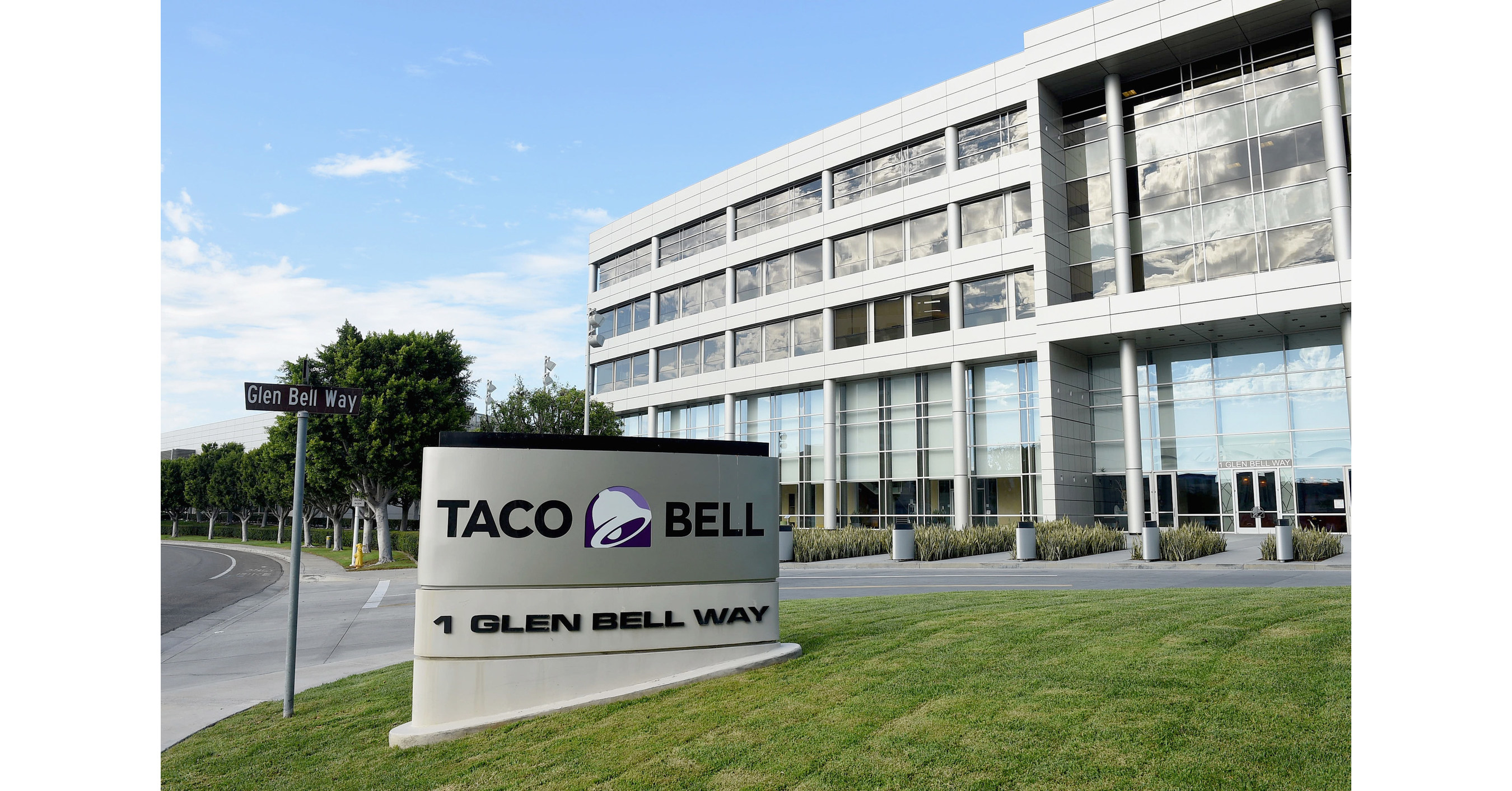 Taco Bell ® Stays True To Southern California Roots, Renews Lease In Irvine