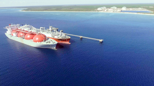 Excelerate and Equinor Perform First Ship-to-Ship Transfer of LNG in ...