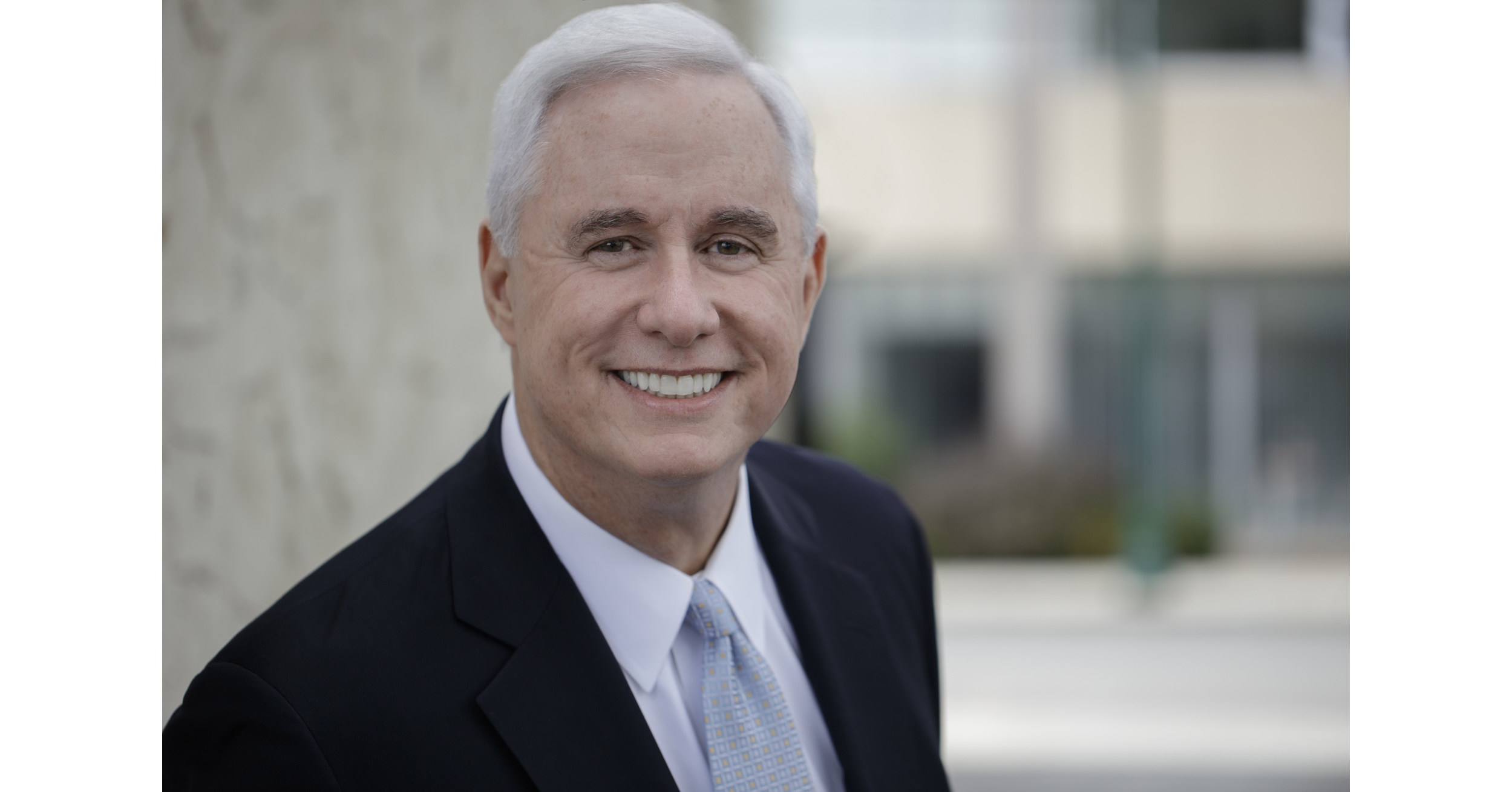 Craig Leach Named to Law School Board of Visitors