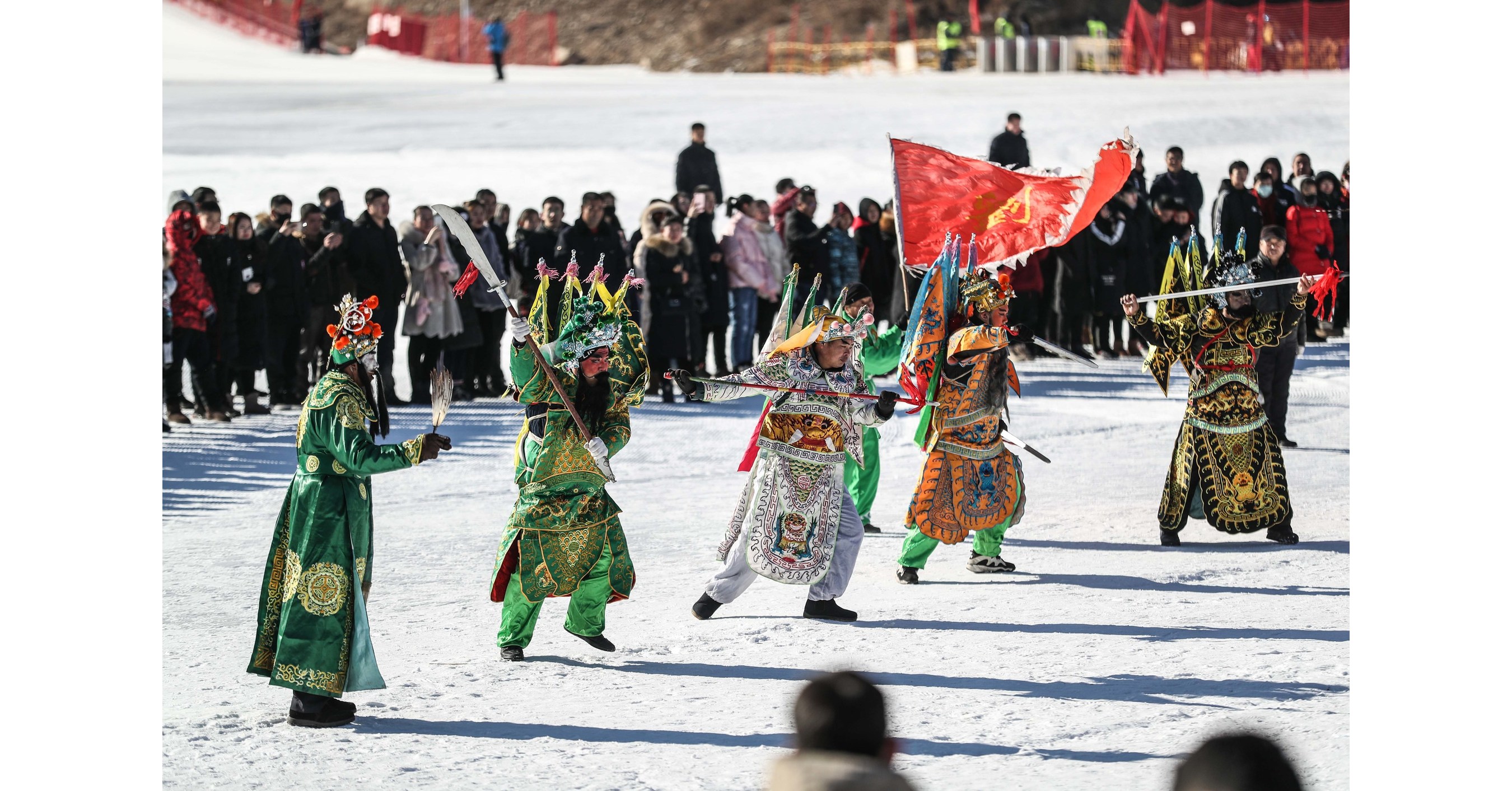 Benxi plays a "song of ice and fire"