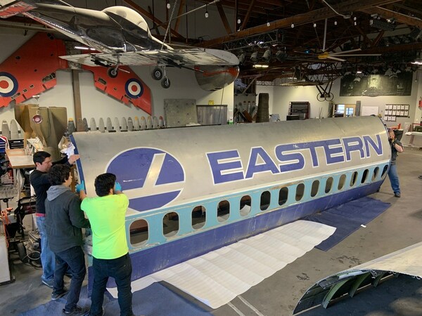 MotoArt Honors Retired Eastern Air Lines Dc-9-30 Plane N8990e With a ...
