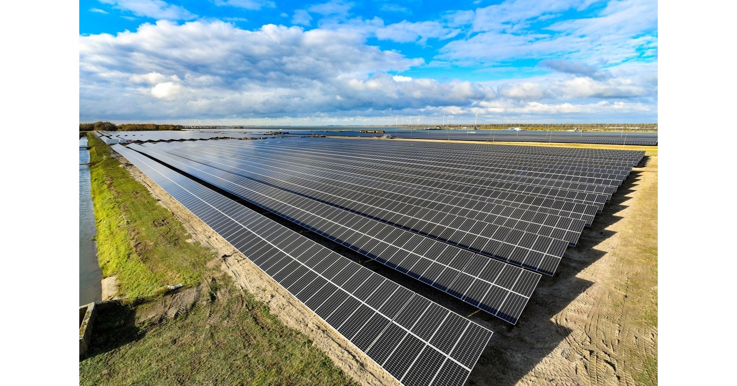Suntech 27MW PV modules come into full operation at Shell's first large ...