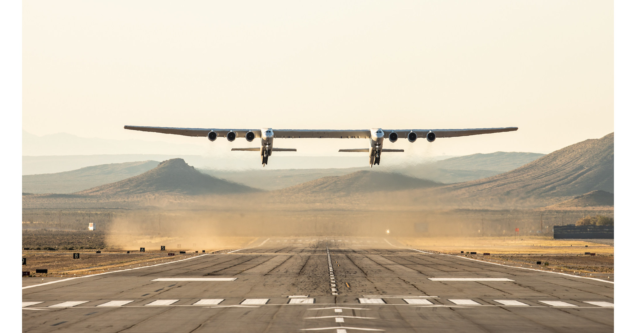 Stratolaunch Completes Historic First Flight of Aircraft