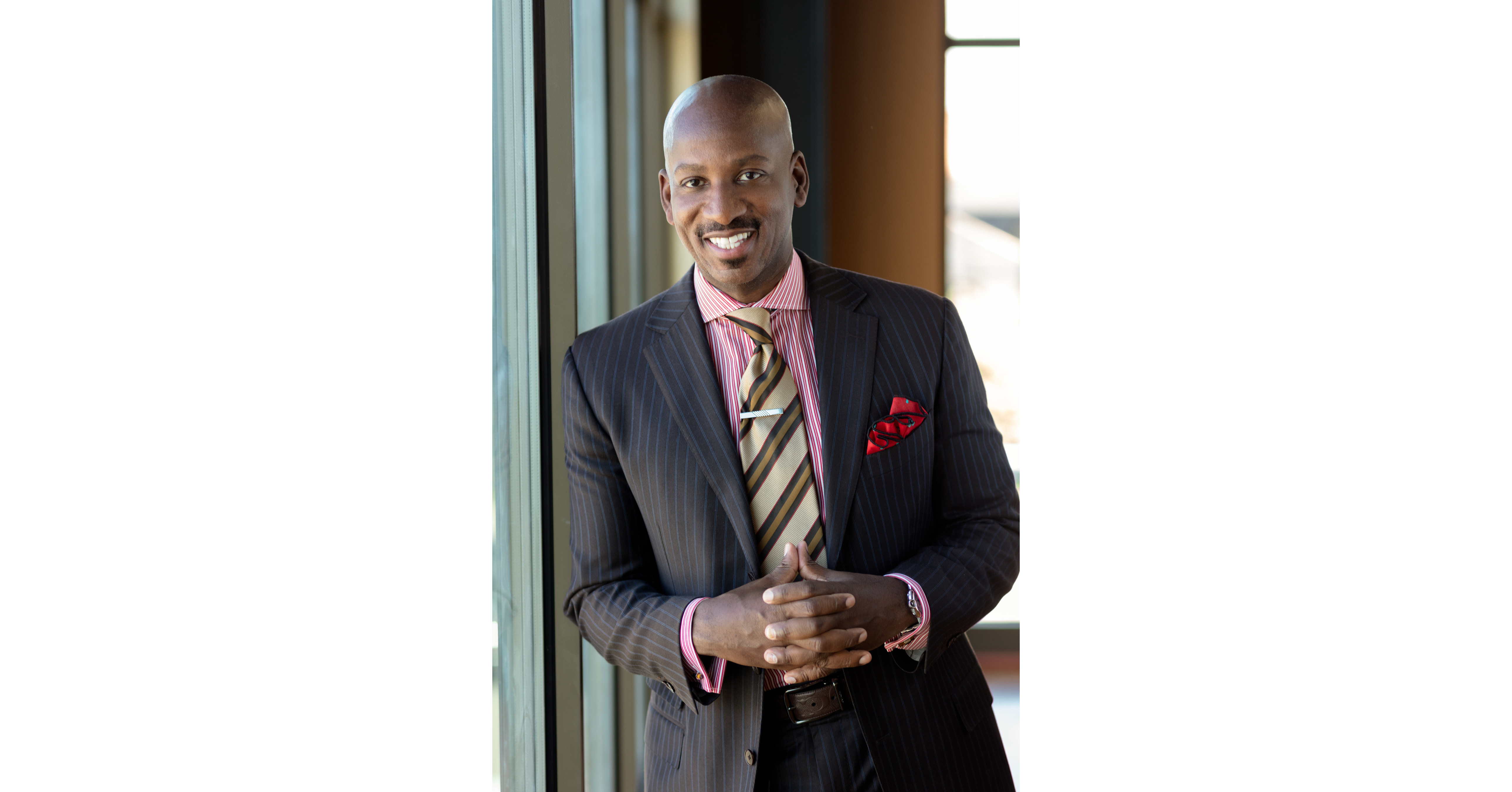 Young Living promove Irvin Bishop Jr. para o cargo de vice-presidente ...