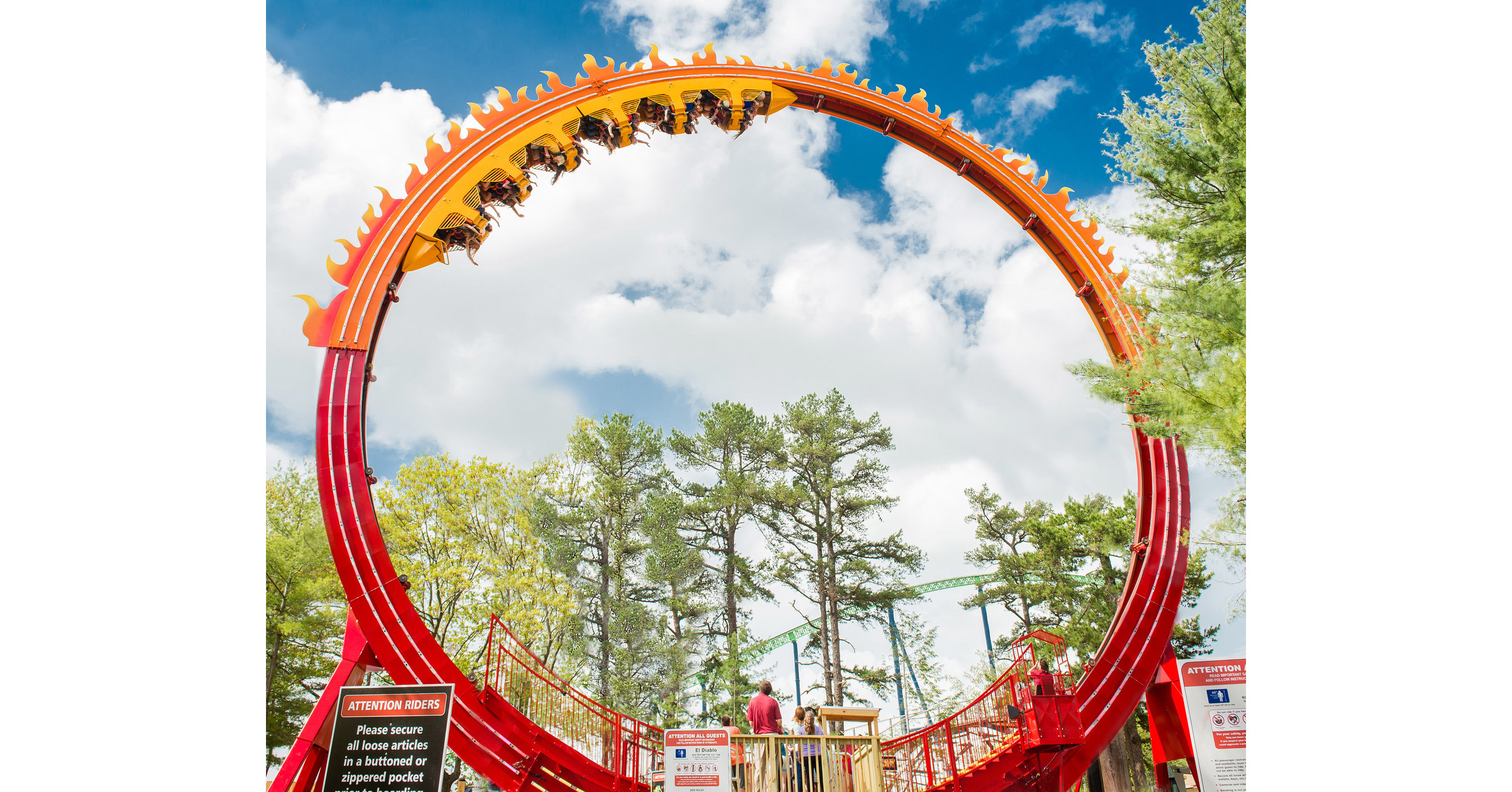 La Ronde Kicks Off its 2019 Season with a New, Seven Story Loop Coaster