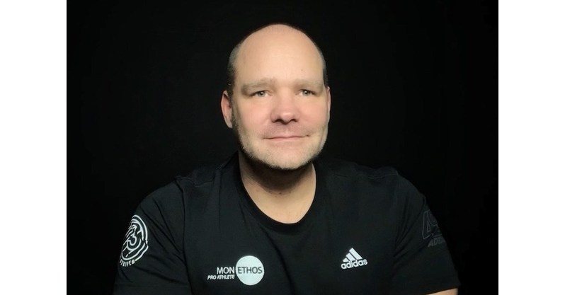 David Whitaker announces the signing of Ethan Coro to Mon Ethos Pro team