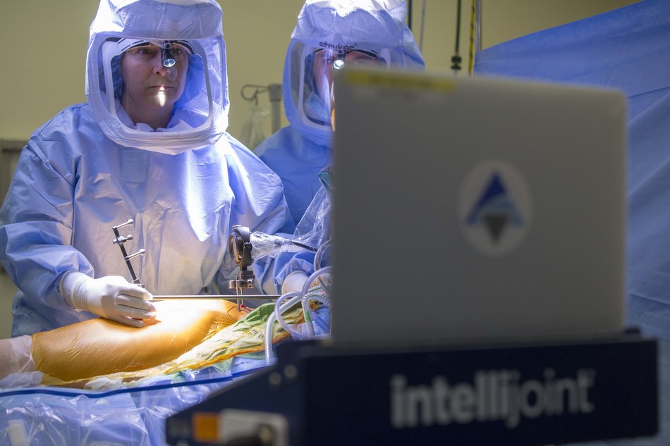 Intellijoint Surgical's Intellijoint HIP smart navigation achieves 10 ...