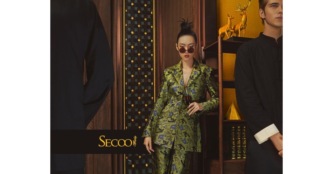 Italian Luxury Retailer LUISAVIAROMA (LVR) Exclusively Cooperates with ...