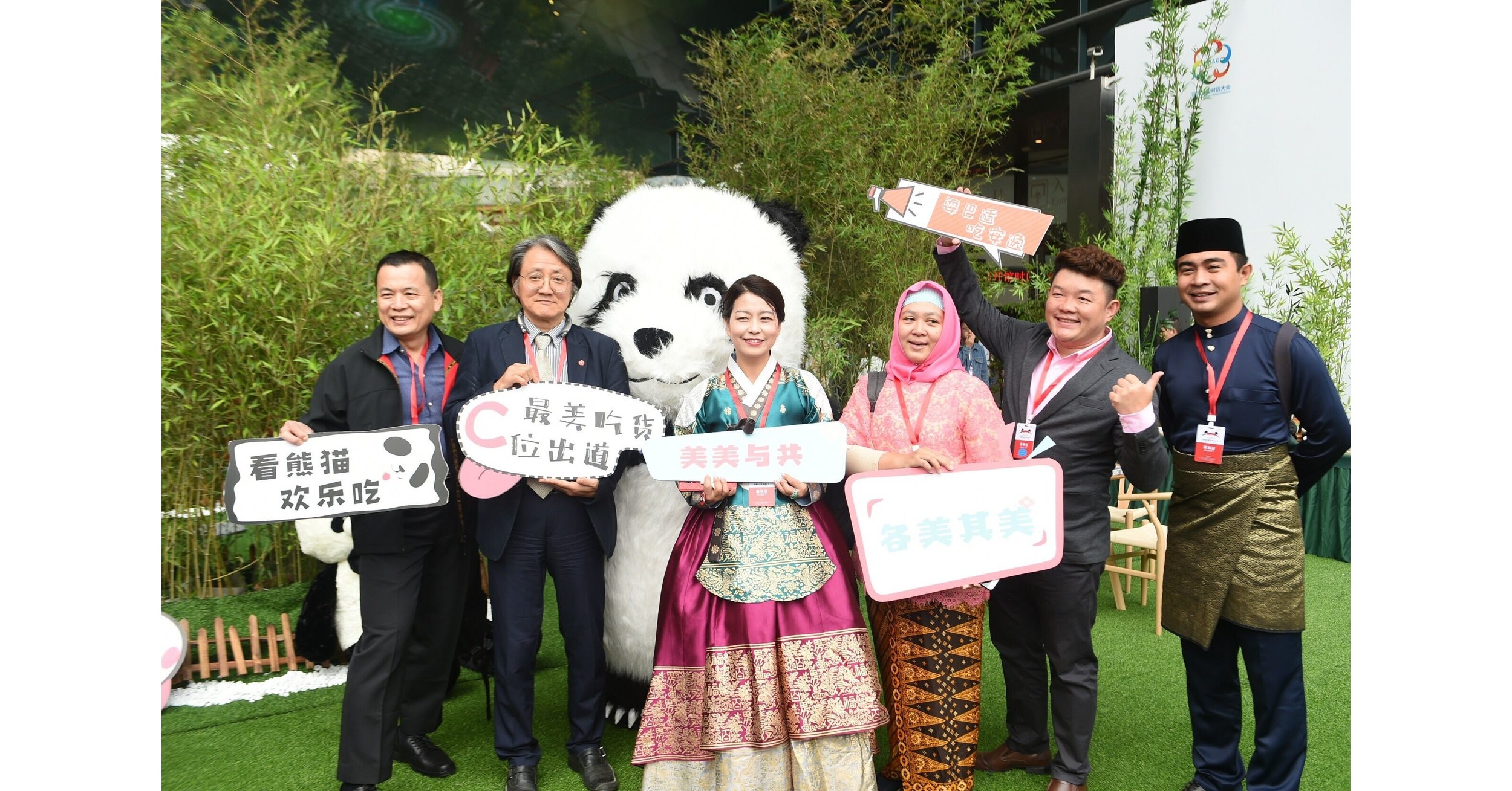 Chengdu Highlight Its Cuisine Culture at Panda Asian Food Festival