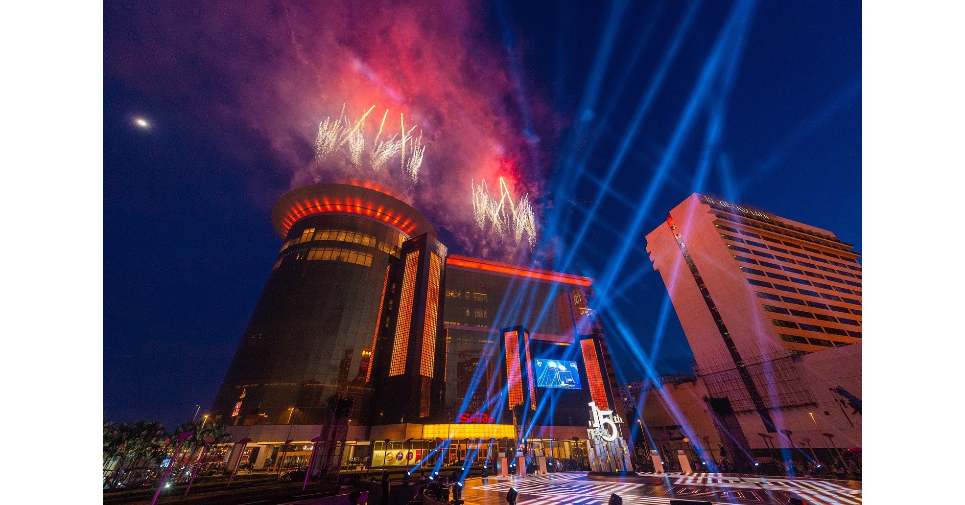 Sands China Celebrates 15 Years of Sands Macao