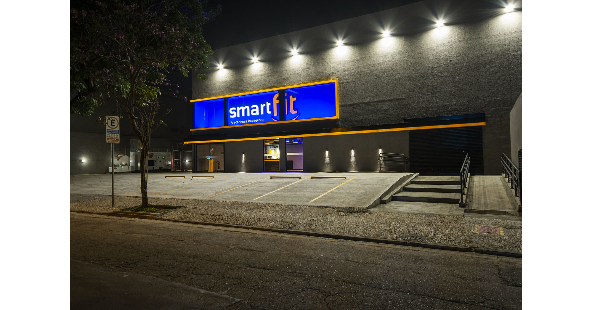 Life Fitness y Smart Fit celebran asociación para equipar 450 gimnasios ...