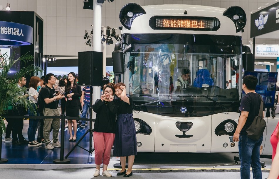 DeepBlue Technology impresses media and industry leaders with Panda Bus ...