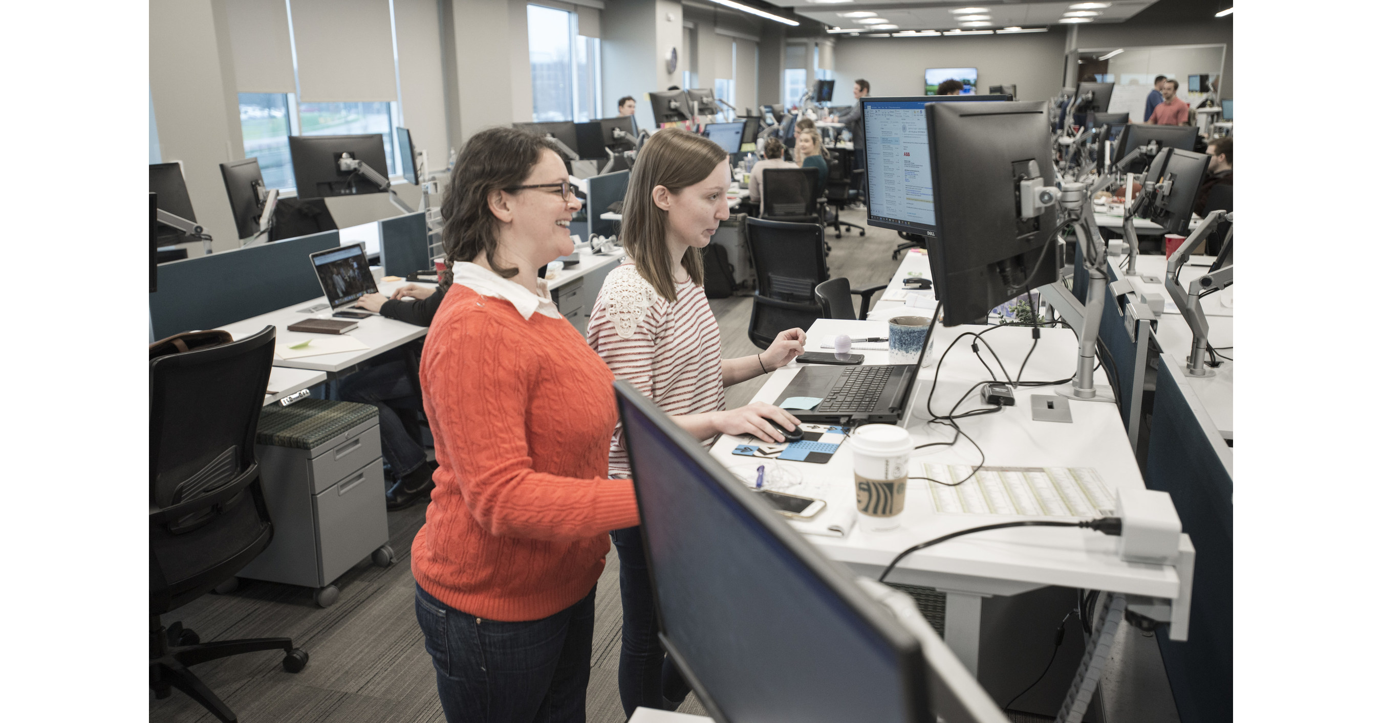 Worldwide Express Celebrates Win, Continues Growth in Overland Park