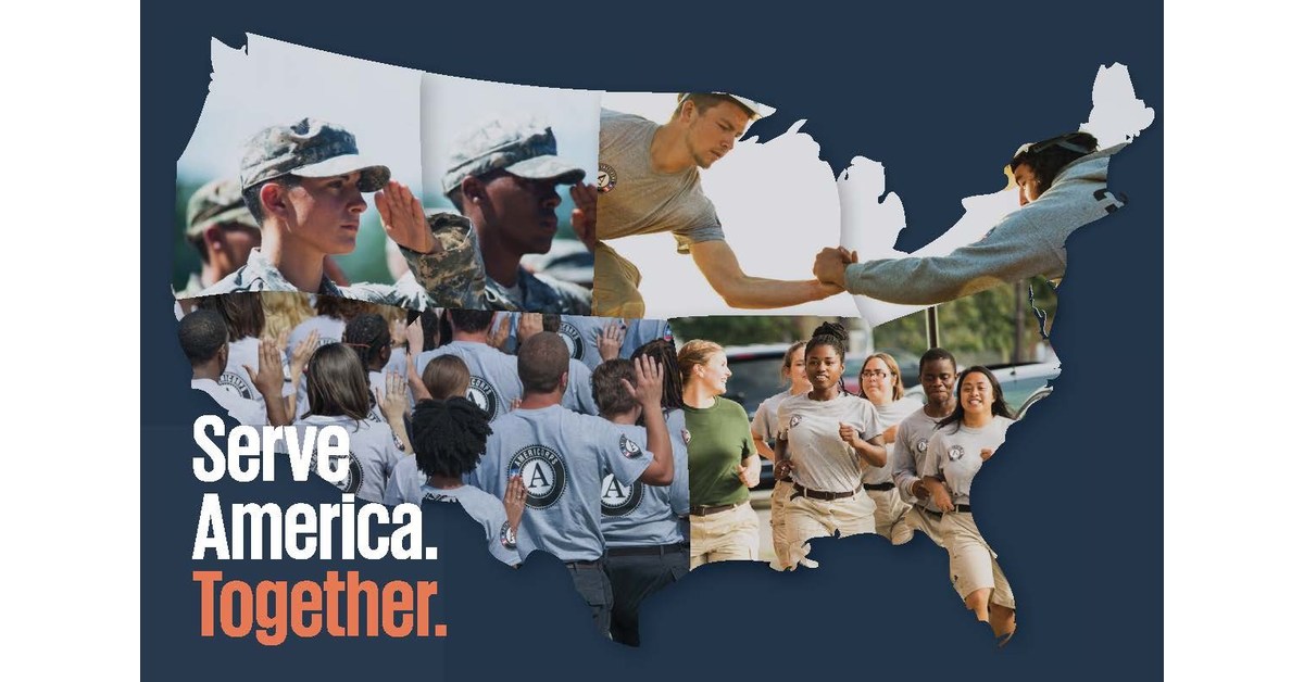 Gen. Stan McChrystal, Arianna Huffington, Sec. Robert Gates, and Laura ...