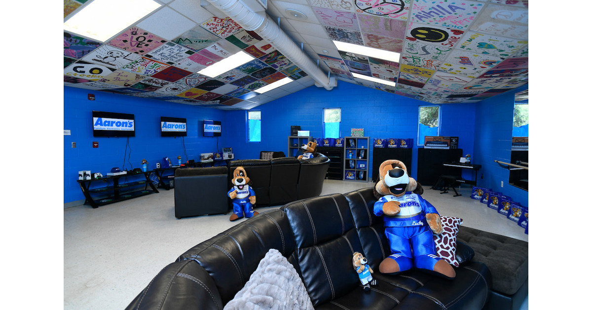 Aaron's and Progressive Leasing Finish 37th Keystone Club Makeover As ...