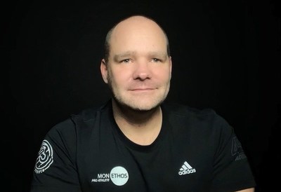 Mon Ethos Pro President David Whitaker announces signing of IFBB ...