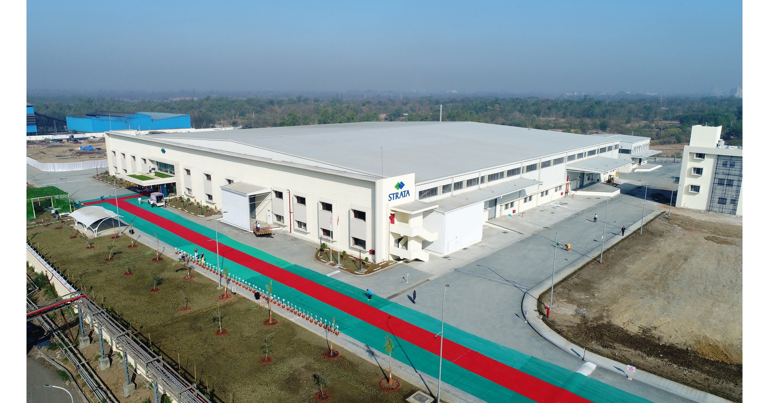 Strata Introduces Wide Flexible StrataGrid™ Geogrid